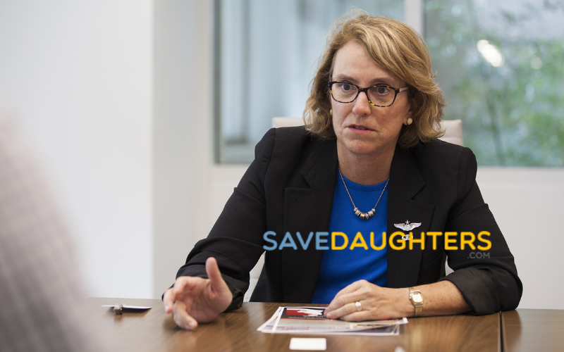 Wendy Rogers Wiki, Biography, Age, Husband, Lifestyle, Career, Family ...