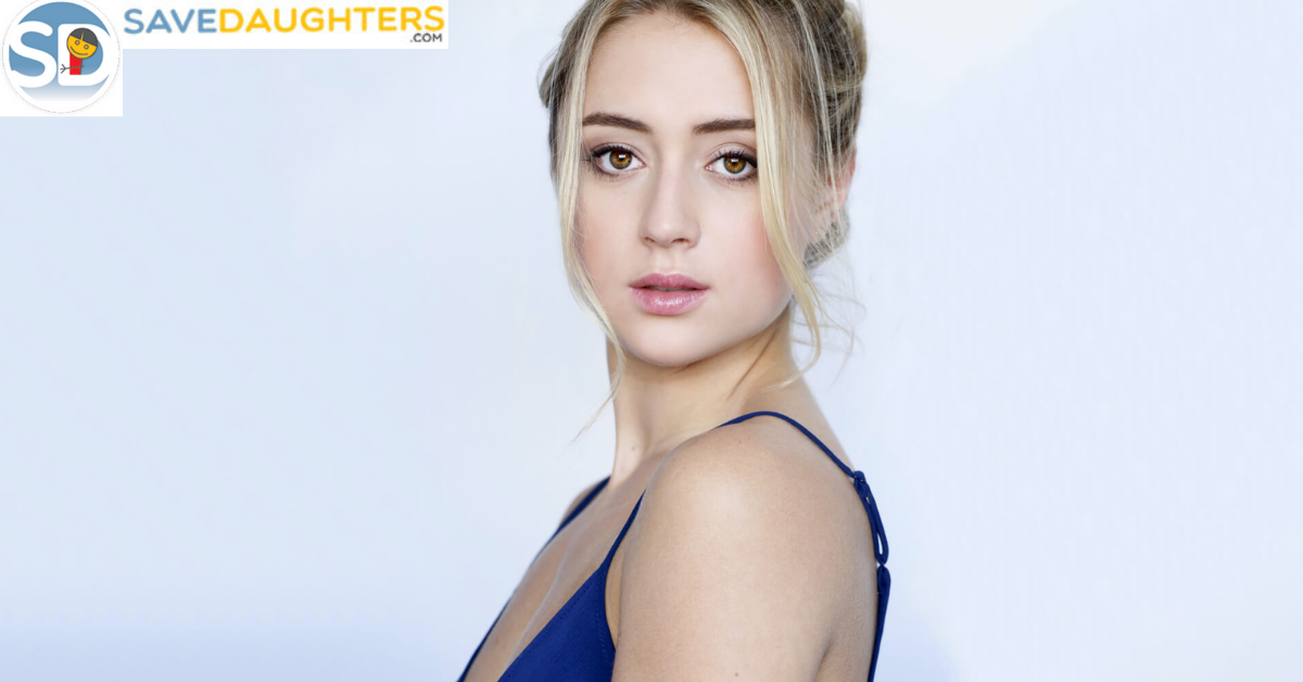 Lizze Broadway Wiki, Biography, Family, Age, Wikipedia, Boyfriend, Net ...