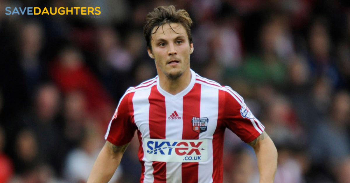 Sam Saunders Wiki, Biography, Parents, Wife, Wikipedia, Age, Family and ...