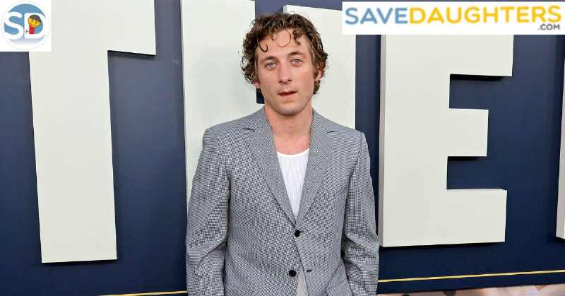 Who Is Jeremy Allen White's Wife? Movies, Parents, Net Worth, Wiki, News