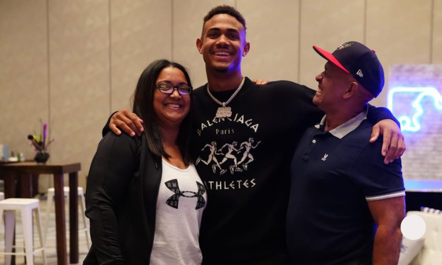 Julio Rodríguez Parents | Wiki, Age, Career, Height, Net Worth, Bio