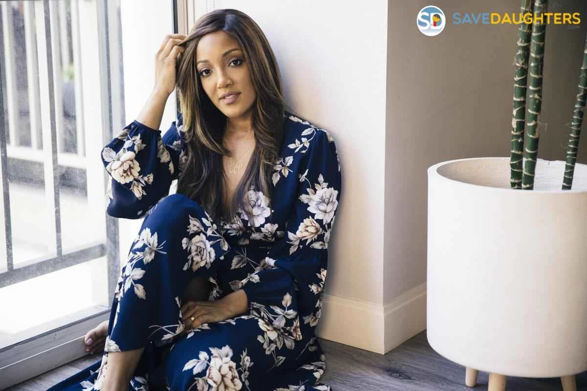 Mickey Guyton Parents, Wife, Net Worth, Wiki, Age, Height