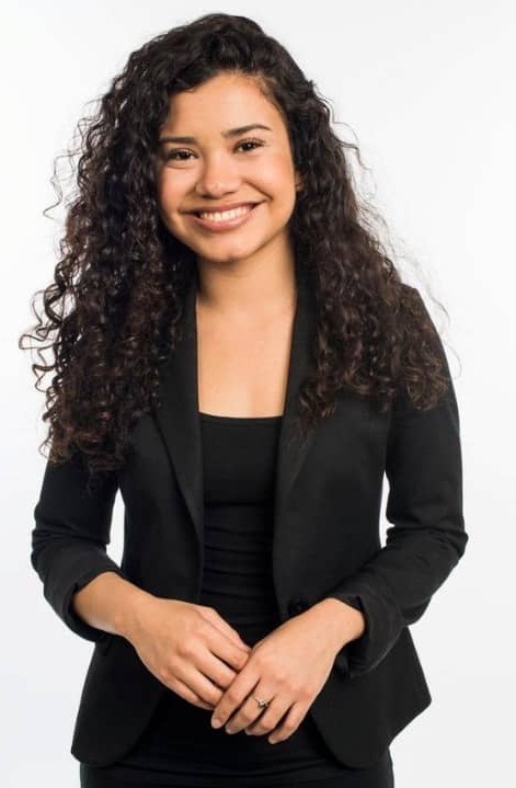 Laura Barron Lopez Wiki, Biography, Family, Age, Boyfriend, Net Worth ...